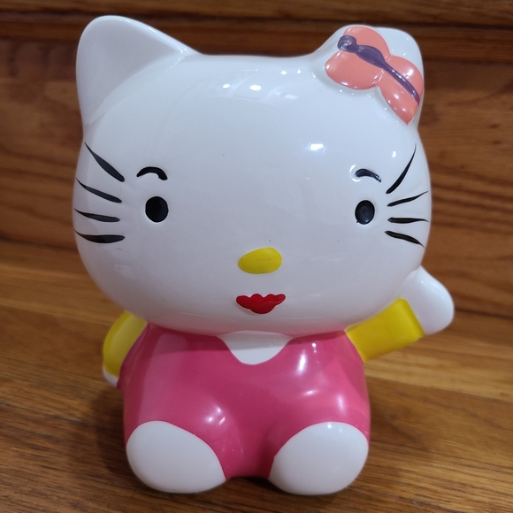 Hello Kitty | Other | Hello Kitty Piggy Bank | Poshmark